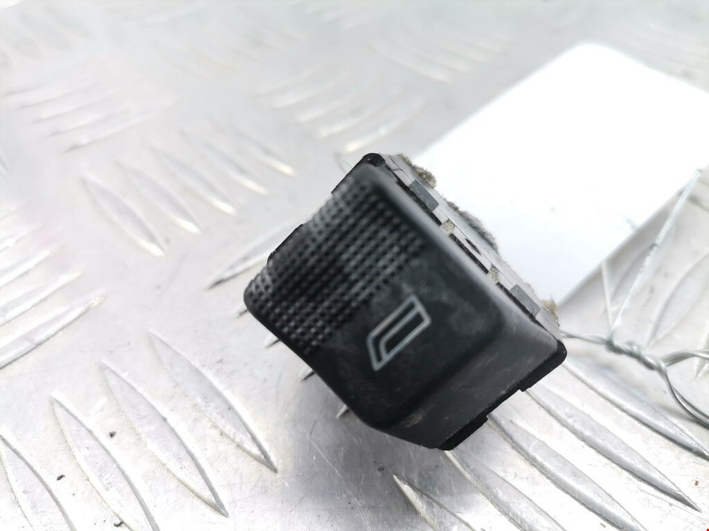 Кнопка стеклоподъемника Audi A4 B5 4D0959855 арт. 1711405