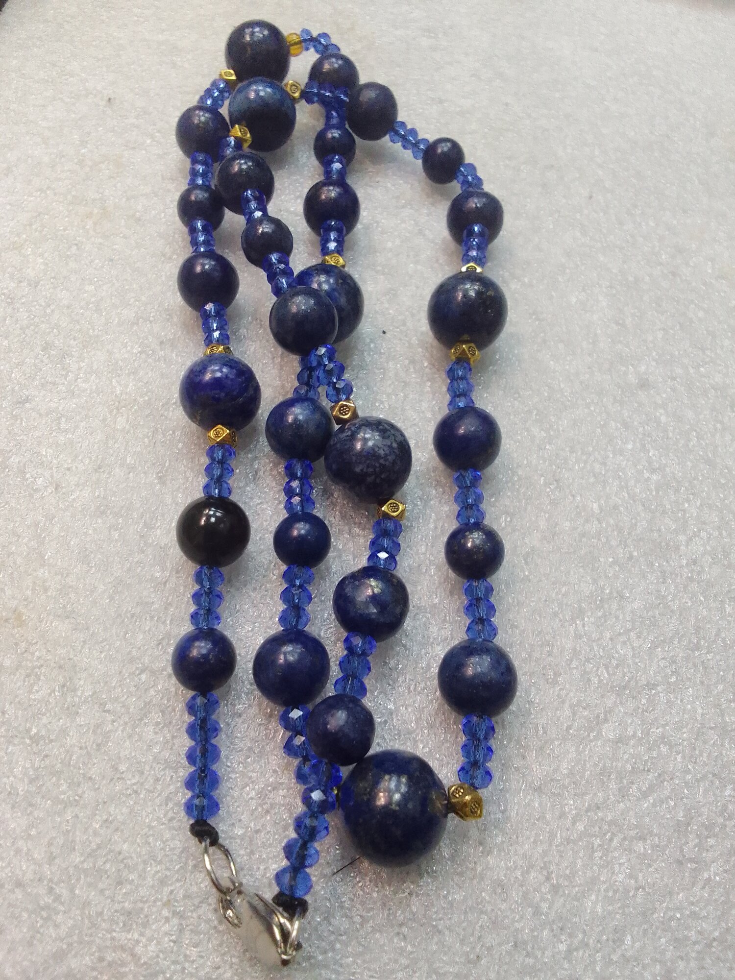 Бусы, лазурит