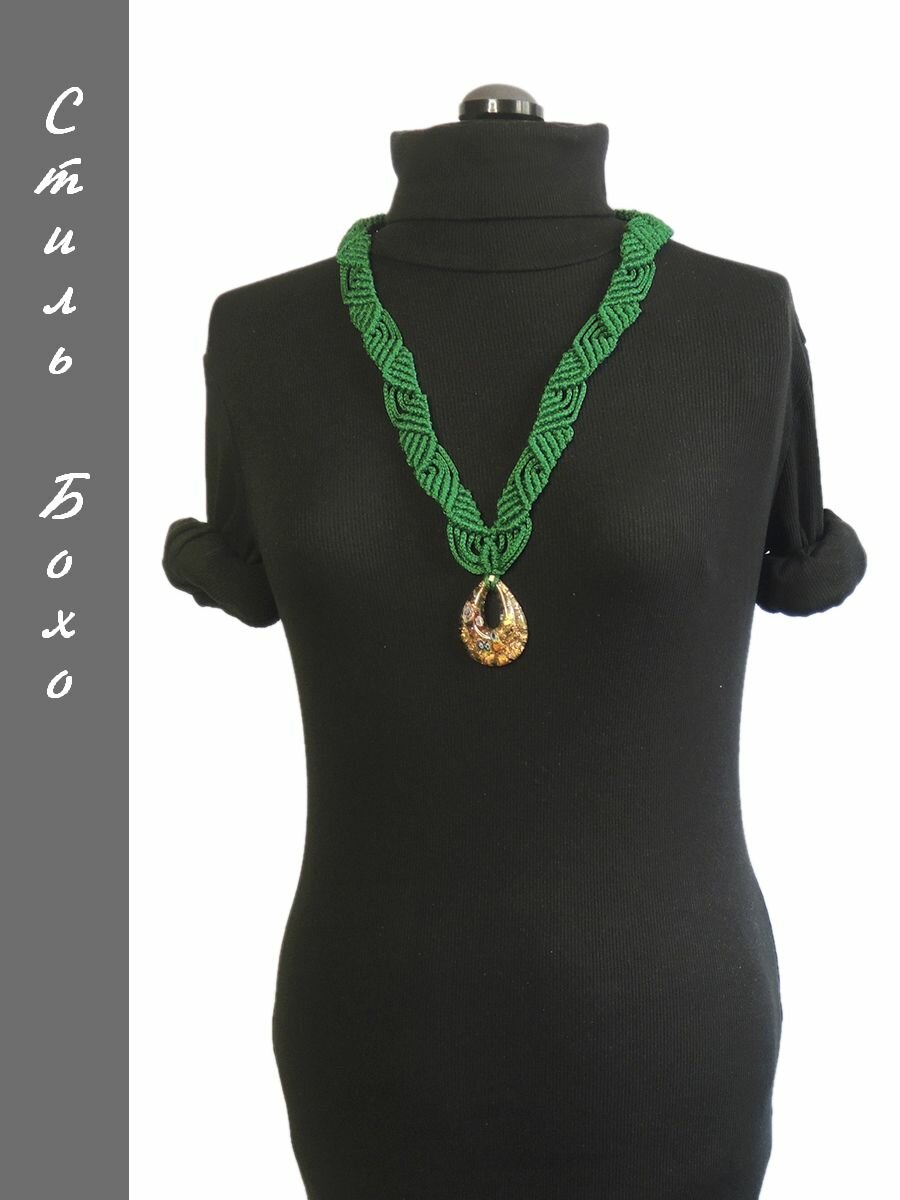 Колье, стекло