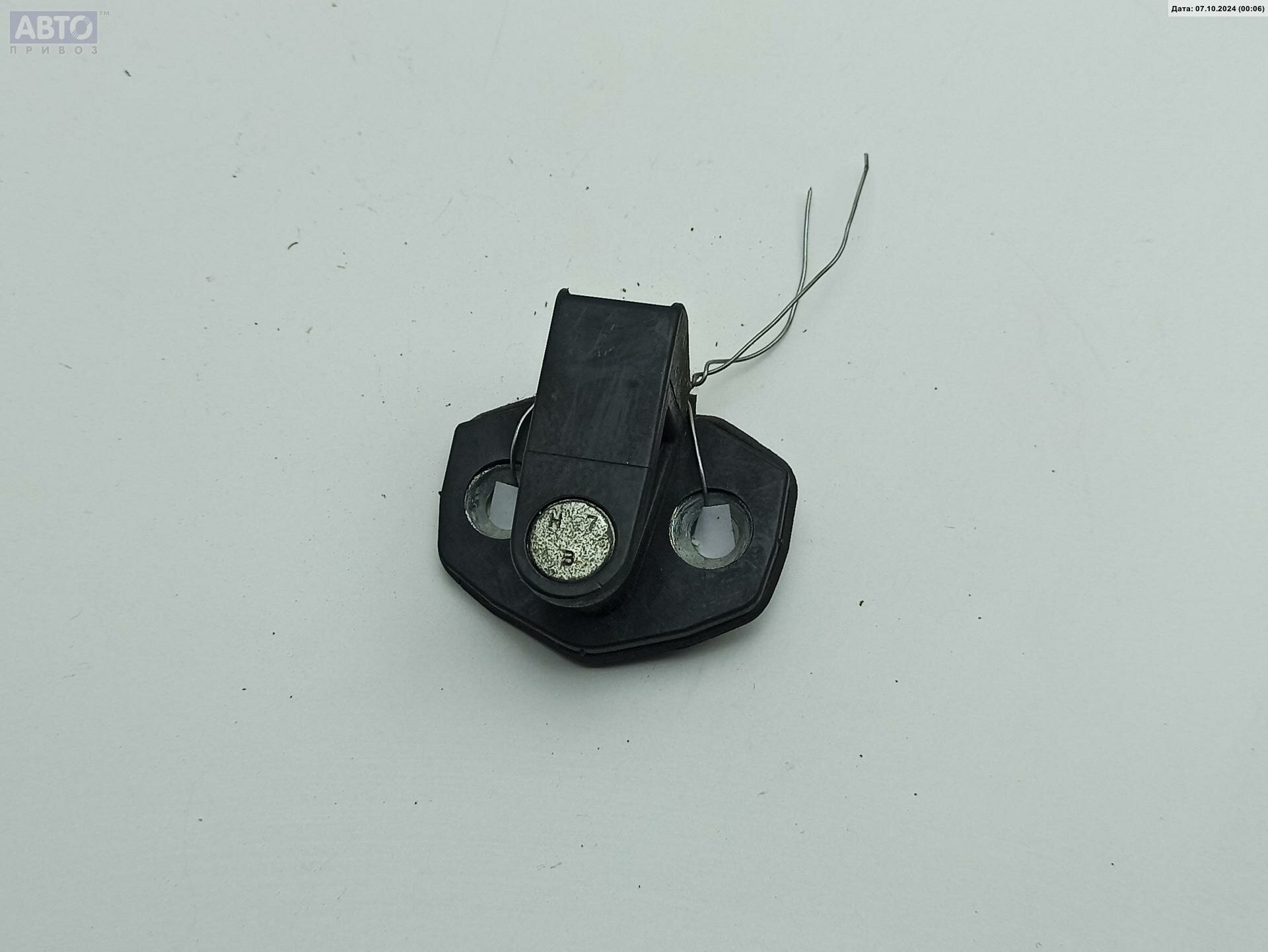 Ответная часть (скоба) замка двери BMW 3 E36 (1991-2000)