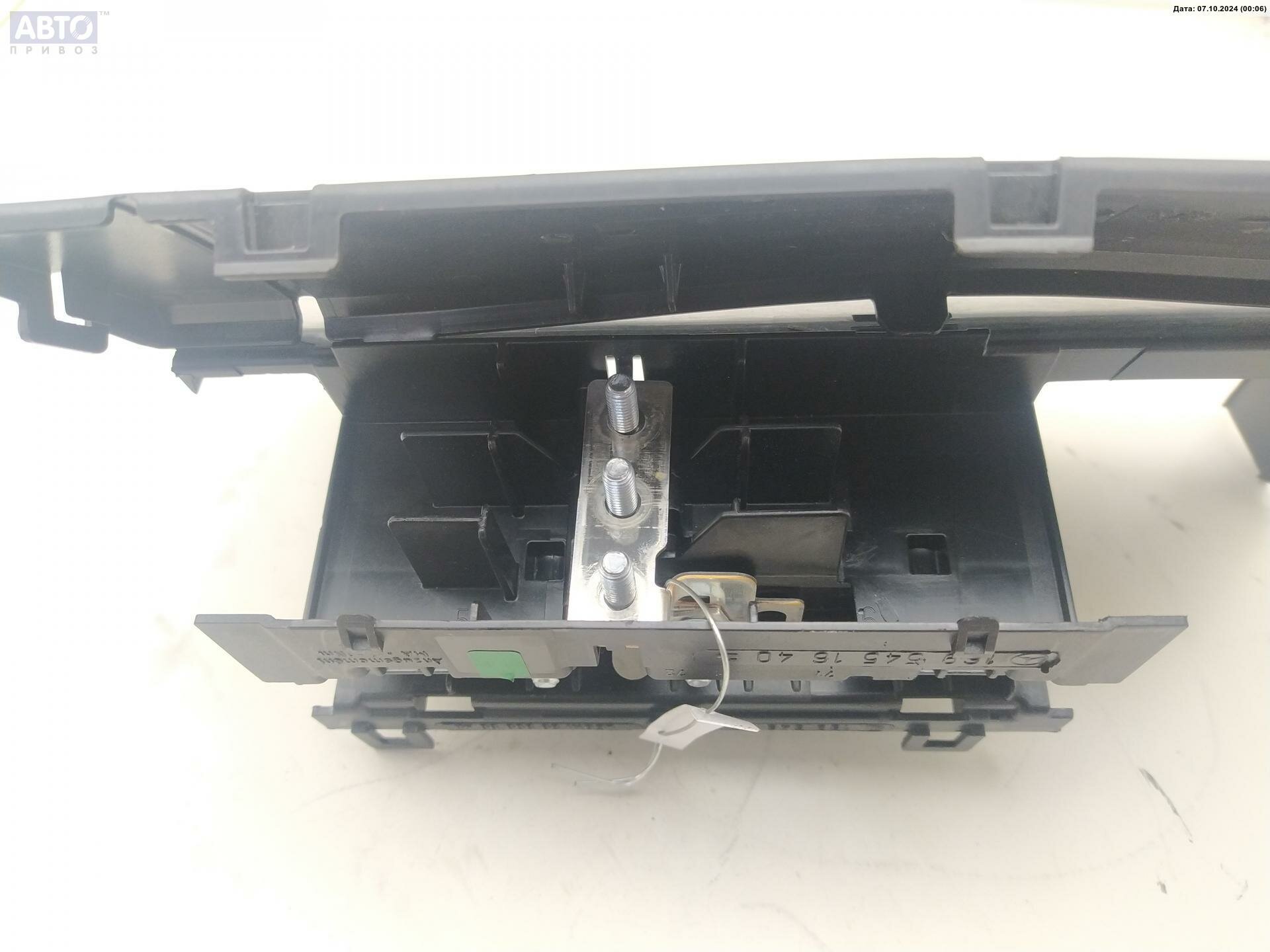 Блок предохранителей Mercedes A-Class W169 (2004-2012)