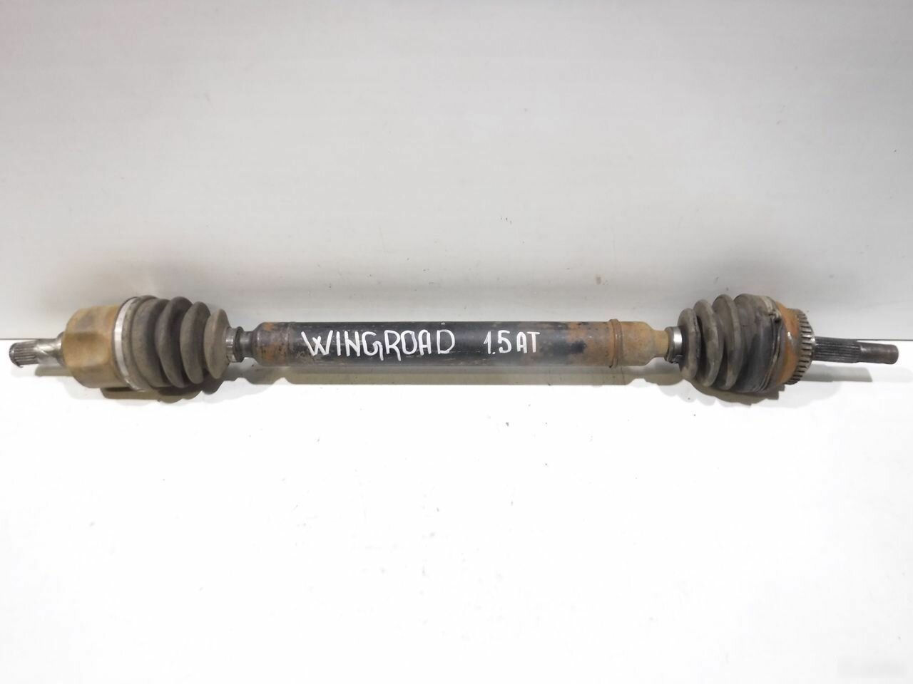 Полуось передняя правая Nissan Wingroad Y10 (1996—1999) 3910060Y05