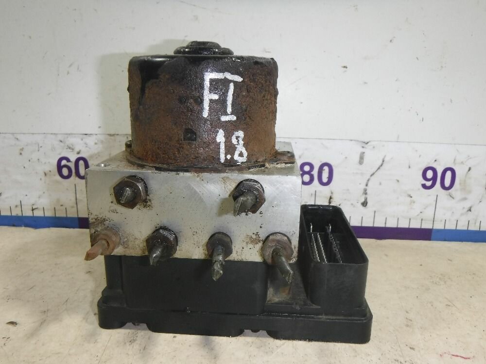 Блок Abs (насос) Ford Focus I 1306742