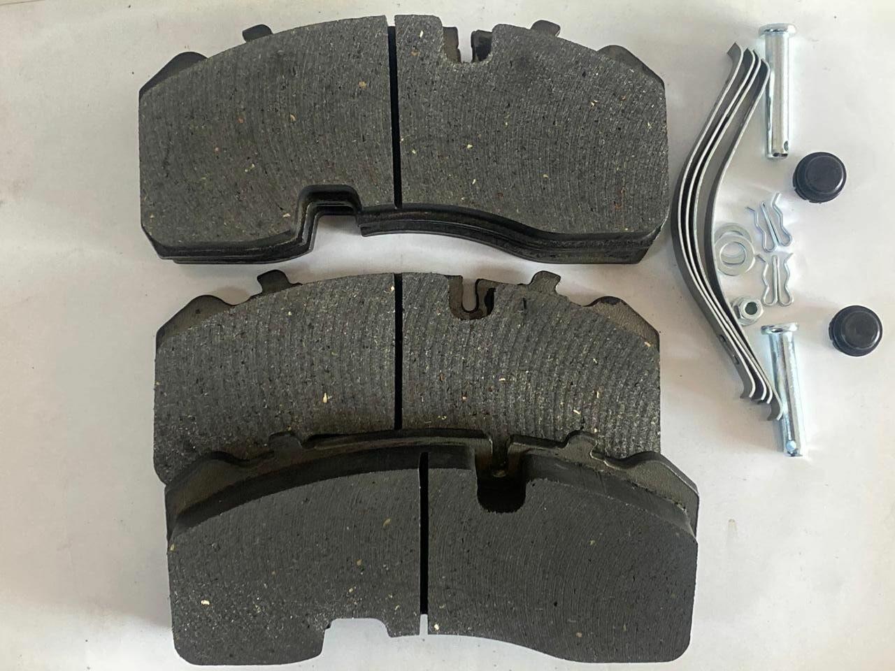 Колодки тормозные дисковые 211x93x30; Knorr SB/SN6, SB3745 BPW, Камаз 5308.