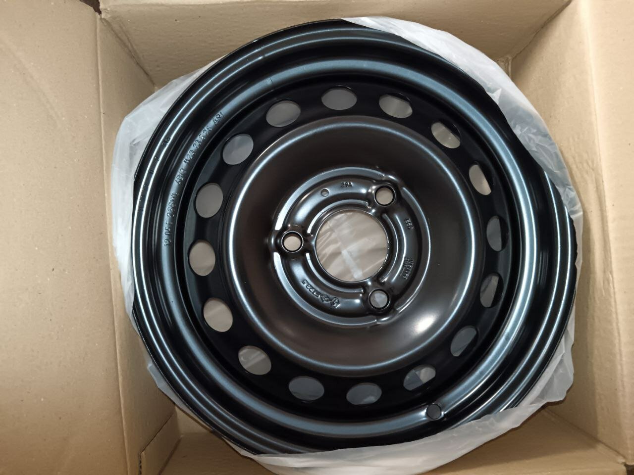 Диск колеса Рено Твизи 4B13