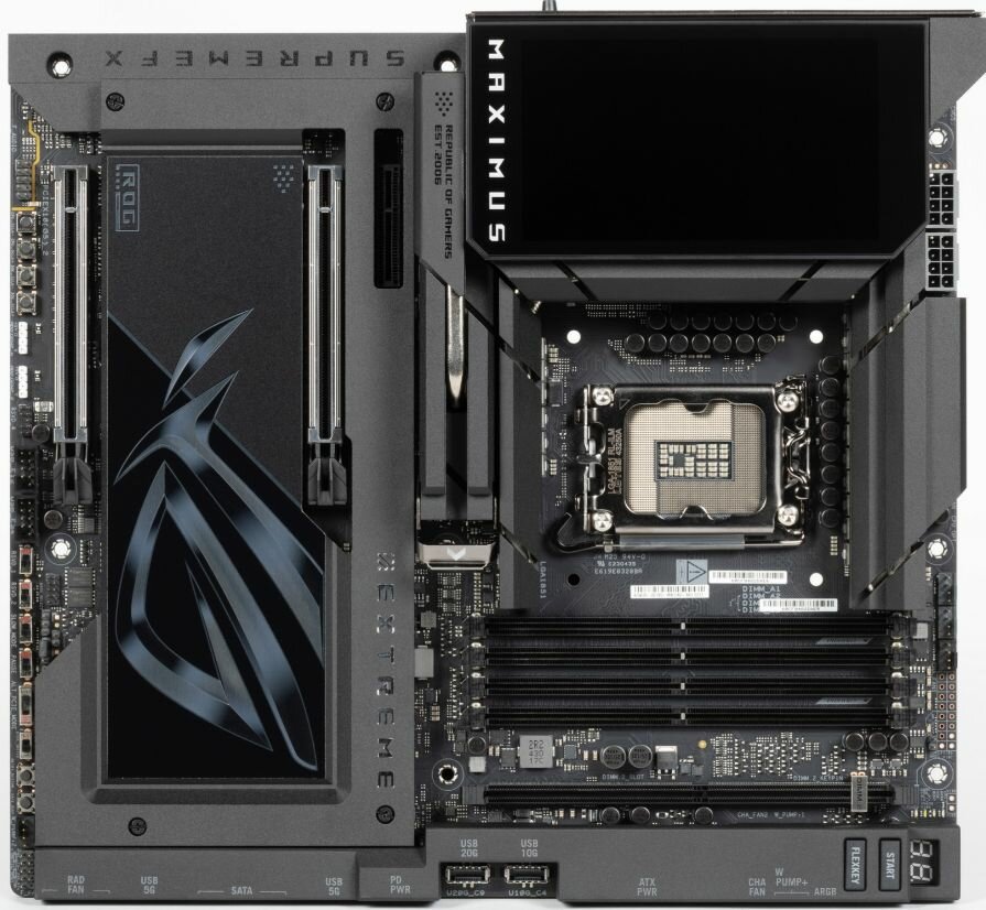 Материнская плата ASUS ROG MAXIMUS Z890 EXTREME (MAXIMUS Z890 EXTREME) - LGA 1851, Intel Z890, 4xDDR5-6400 МГц, 2xPCI-Ex16, 4xM.2, E-ATX