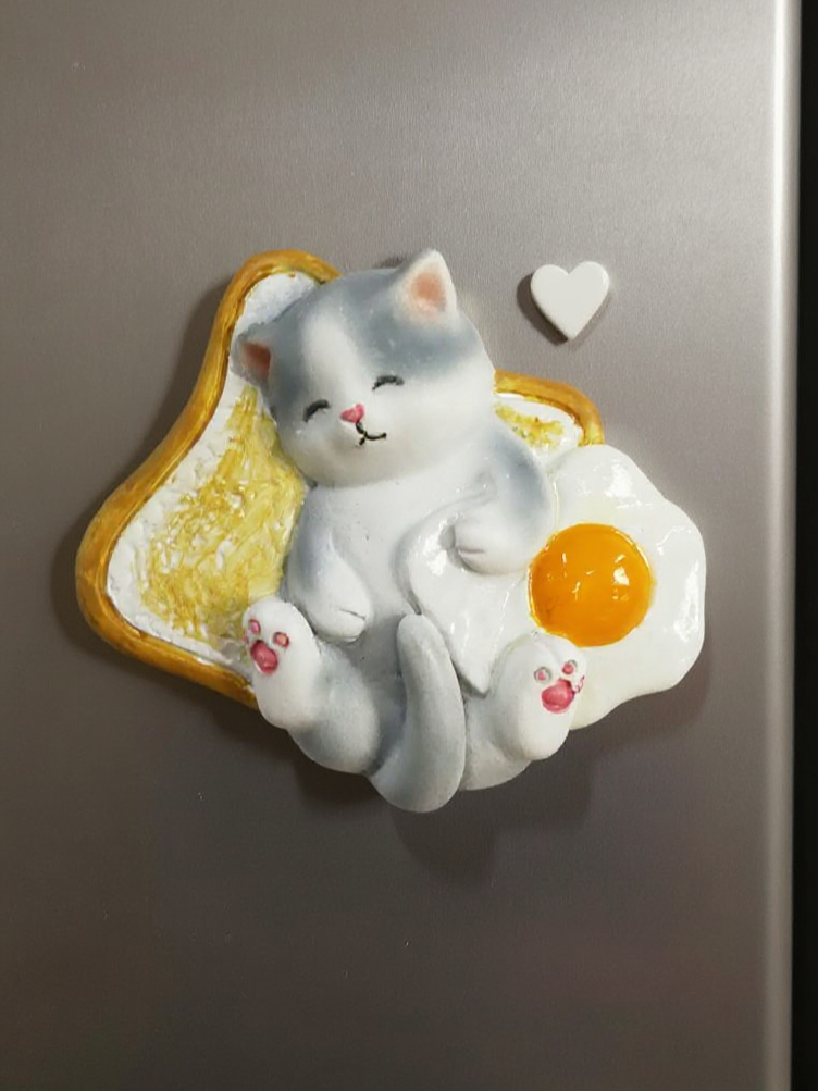 Магнитик кот на хлебе