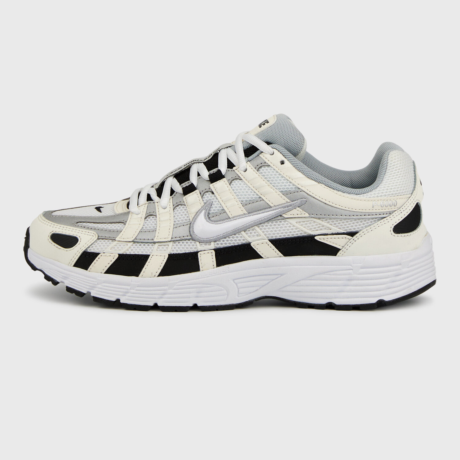 Кроссовки P-6000