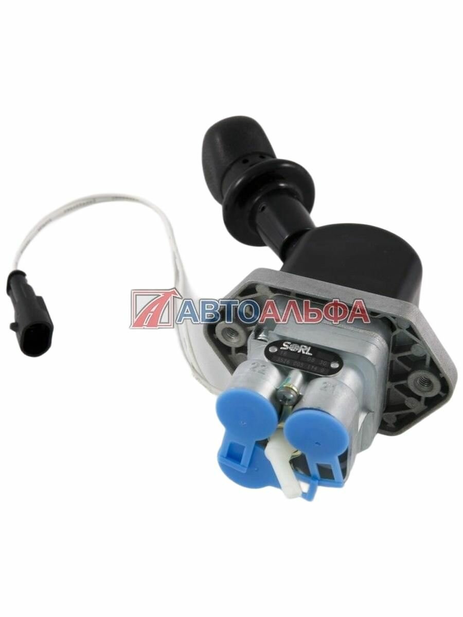 Кран стояночный КАМАЗ (3 вывода) с датчиком на панель SORL