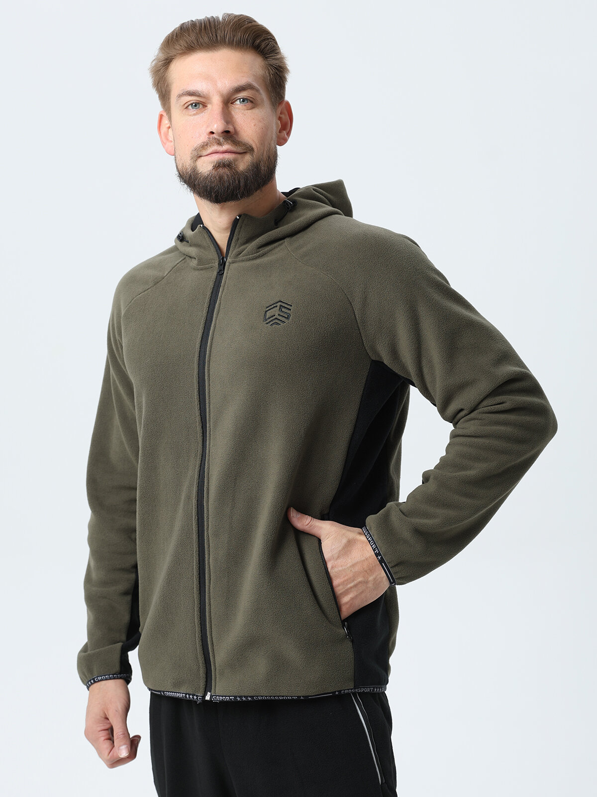 Толстовка спортивная