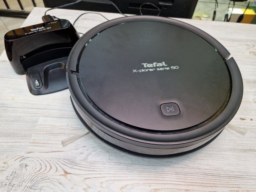 Робот-пылесос Tefal X-plorer Serie 50 RG7375WH Черный.