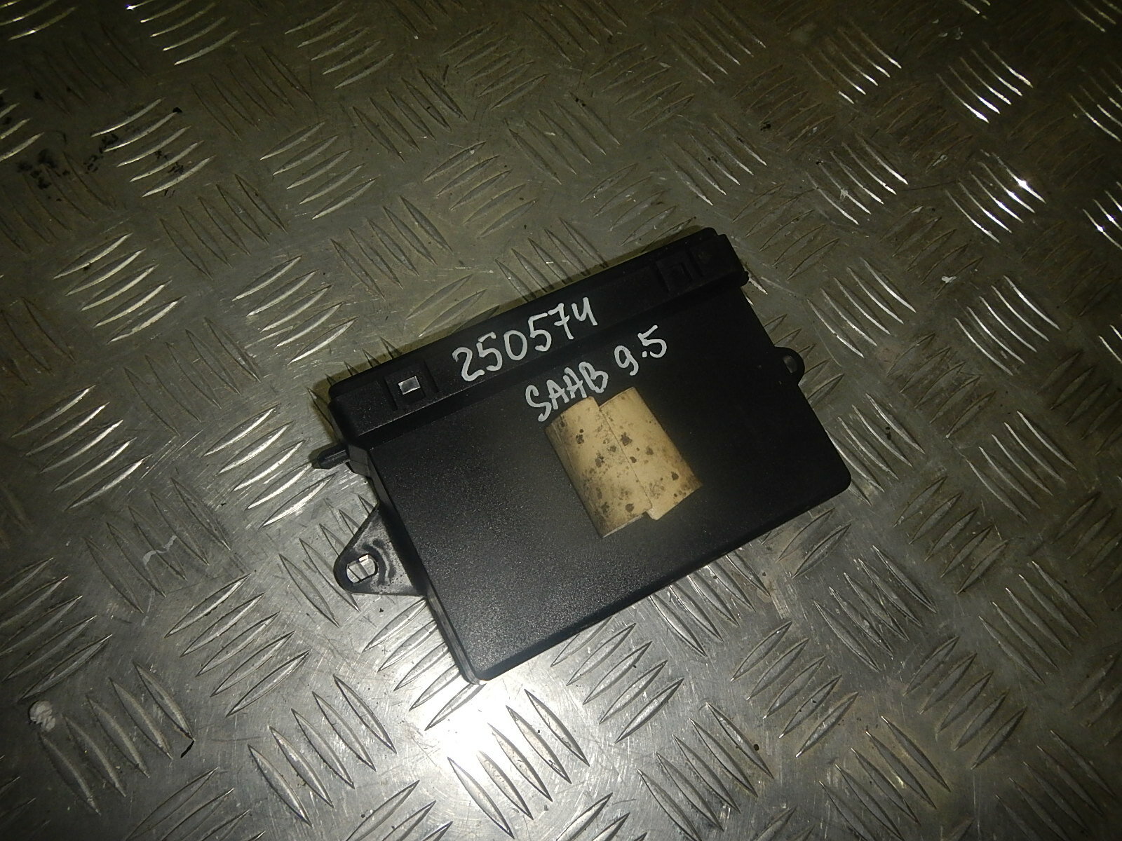Б/У Блок электронный, Saab (Сааб)-9-5 (97-) 9-5 (97-) Без видимых повреждений. 250574 SAAB арт. 5043740