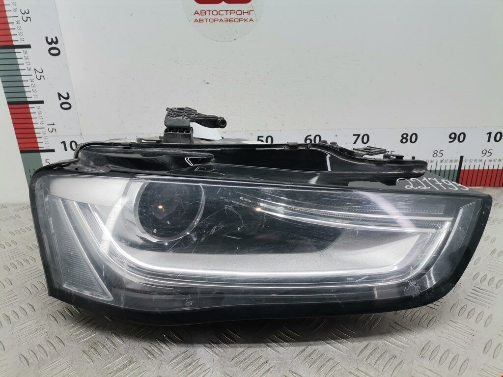 Фара правая Audi A4 B8 8K0941006D арт. 2200835