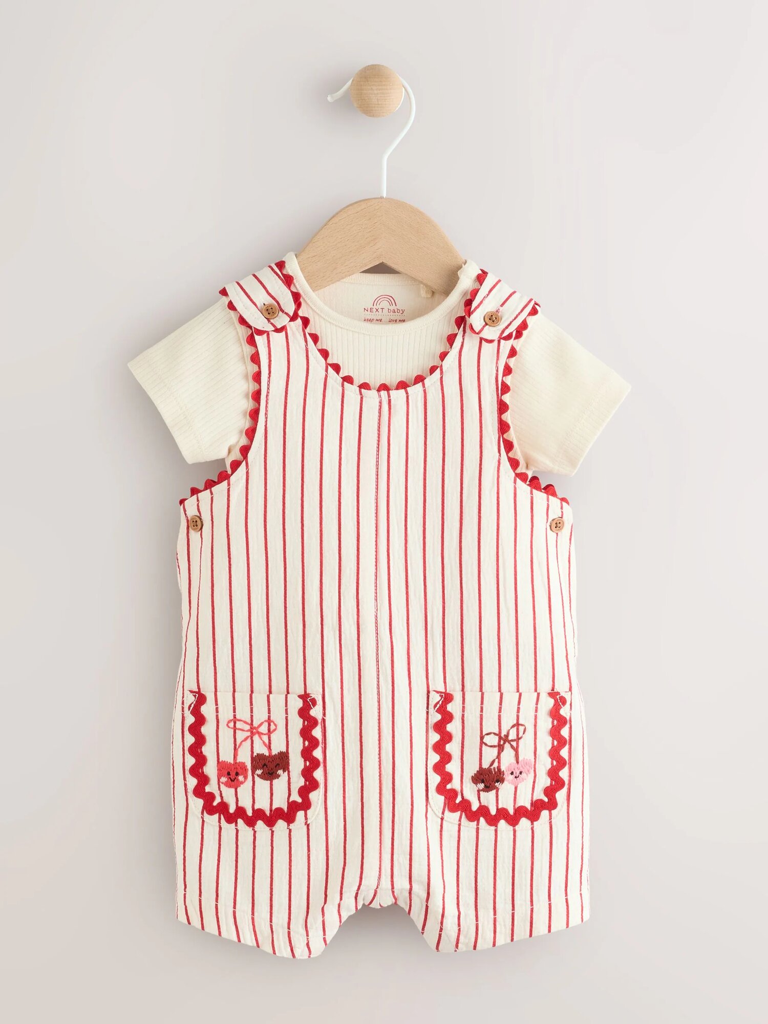 Комплект одежды