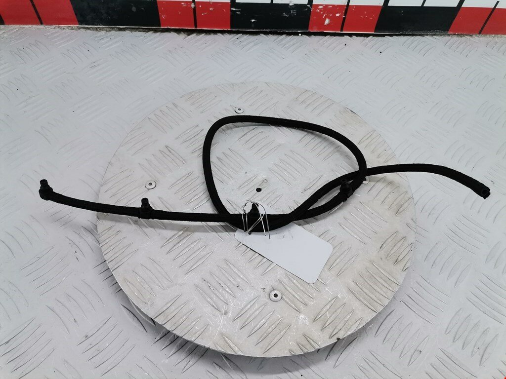 Трубка обратки BMW 5-Series (E60/E61) 13537807228 арт. 1591059
