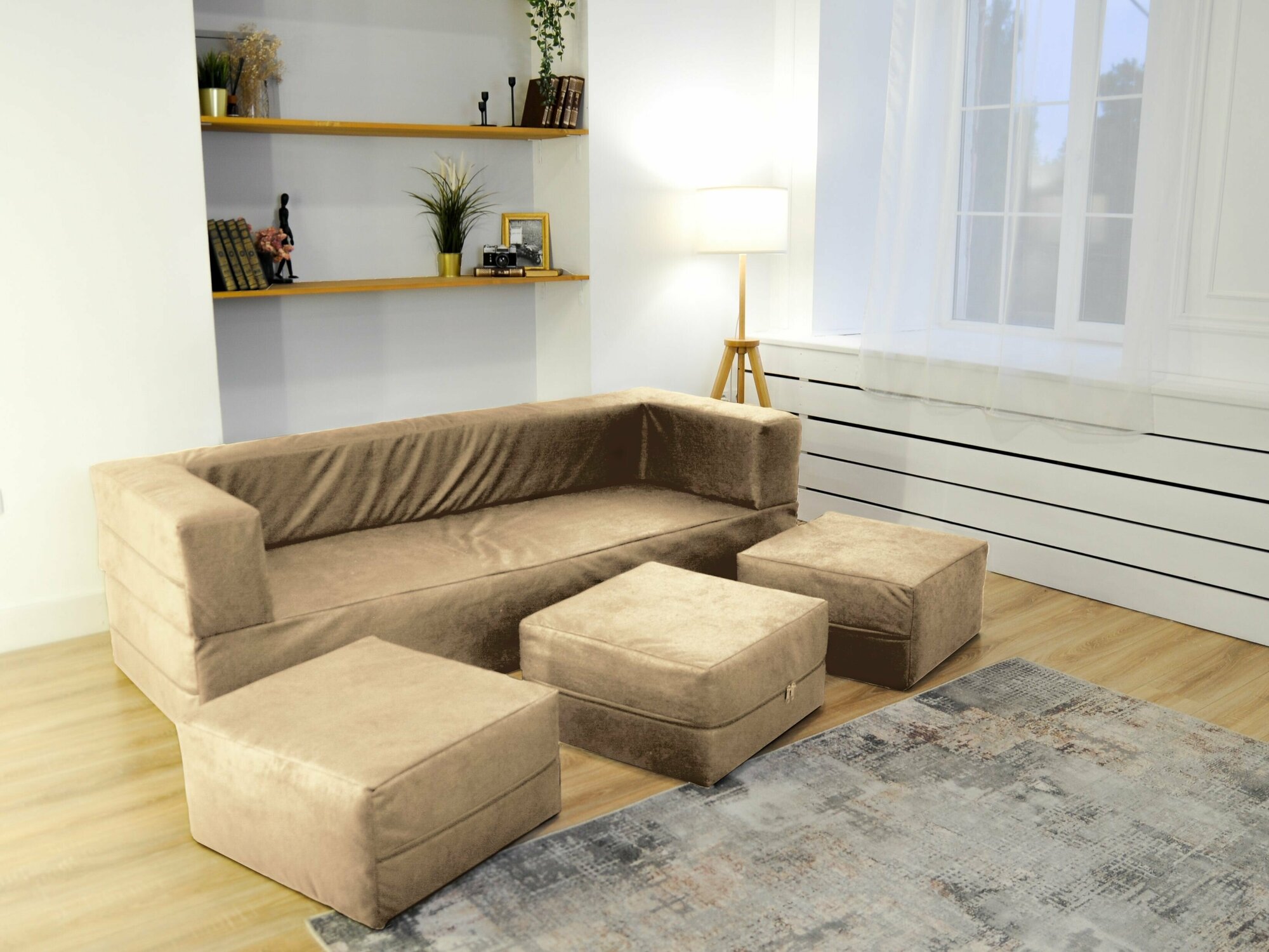 Бескаркасный диван Кватро. Диван-кровать и три пуфа.