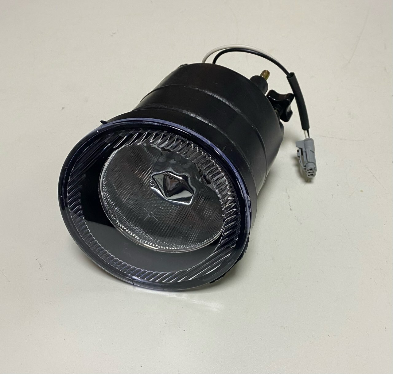 Фара противотуманная левая Great Wall Hover H3 [2.0 16V 5MT внедорожник 4X4] 4116100B11B1