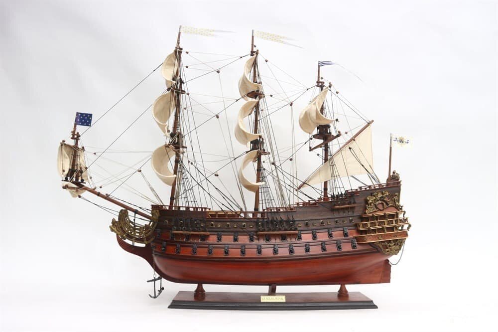 Модель парусника Soleil Royal, Франция, высота 78 см, 90x19 см