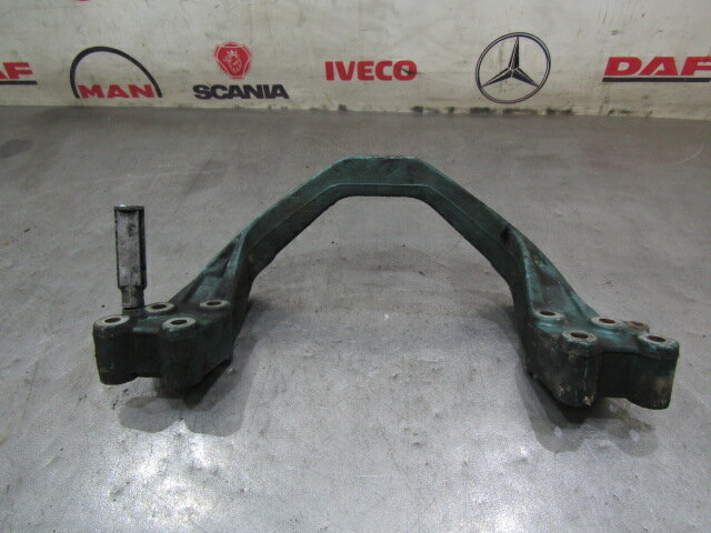 Кронштейн передний двигателя D12 Volvo FH, FM