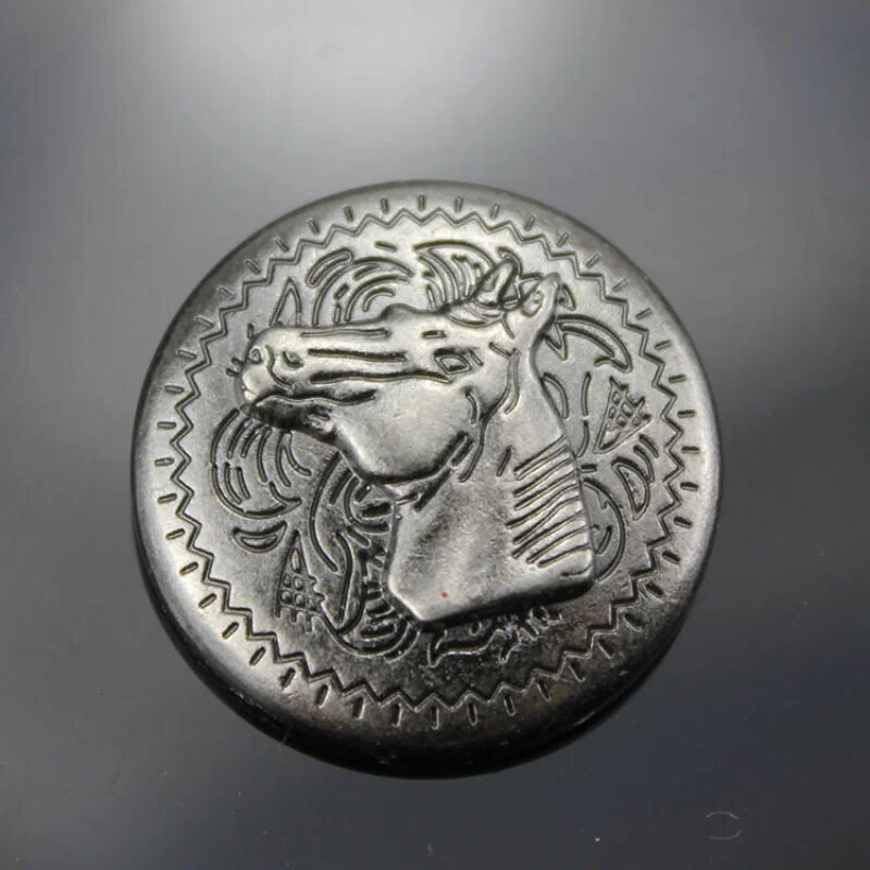 Бронзовые заклепки с рельефной головой лошади Antique silver Horse