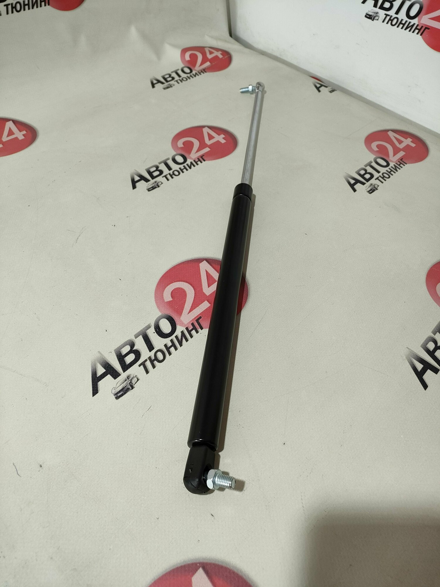 Газовые упоры капота Лада Самара, 2114, 2113, 2115, 21099, 2109, 2108