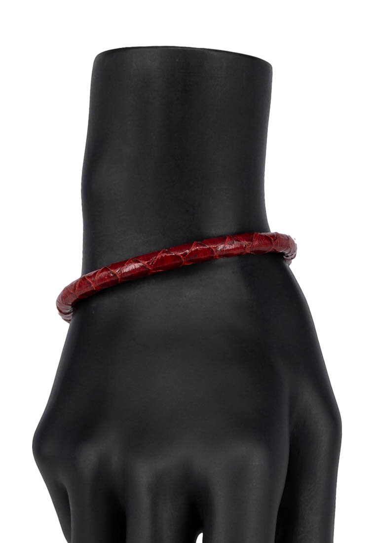 Плетеный браслет