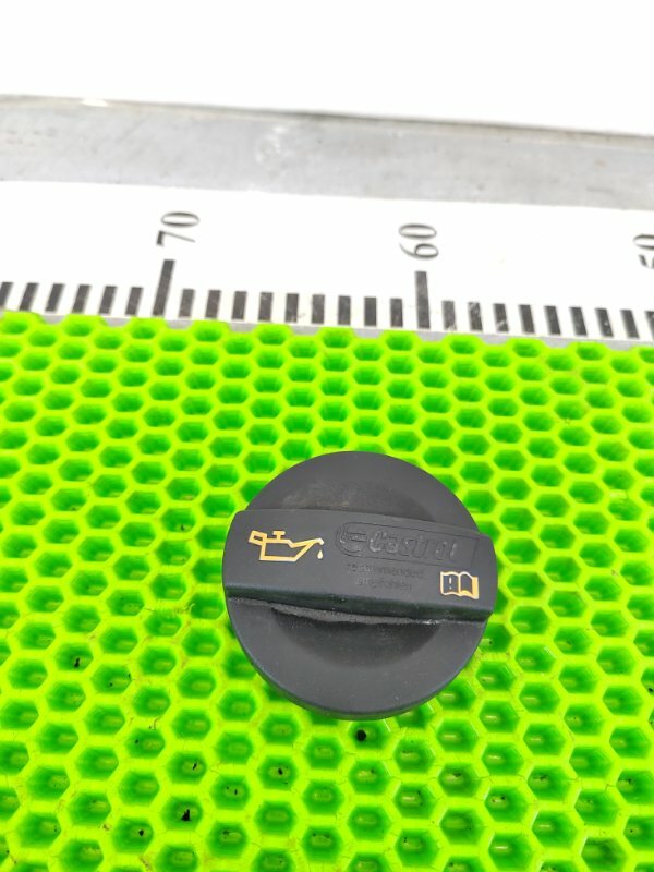 Маслозаливная крышка Skoda yeti 5L CBZB 2009-2018 03C103485a