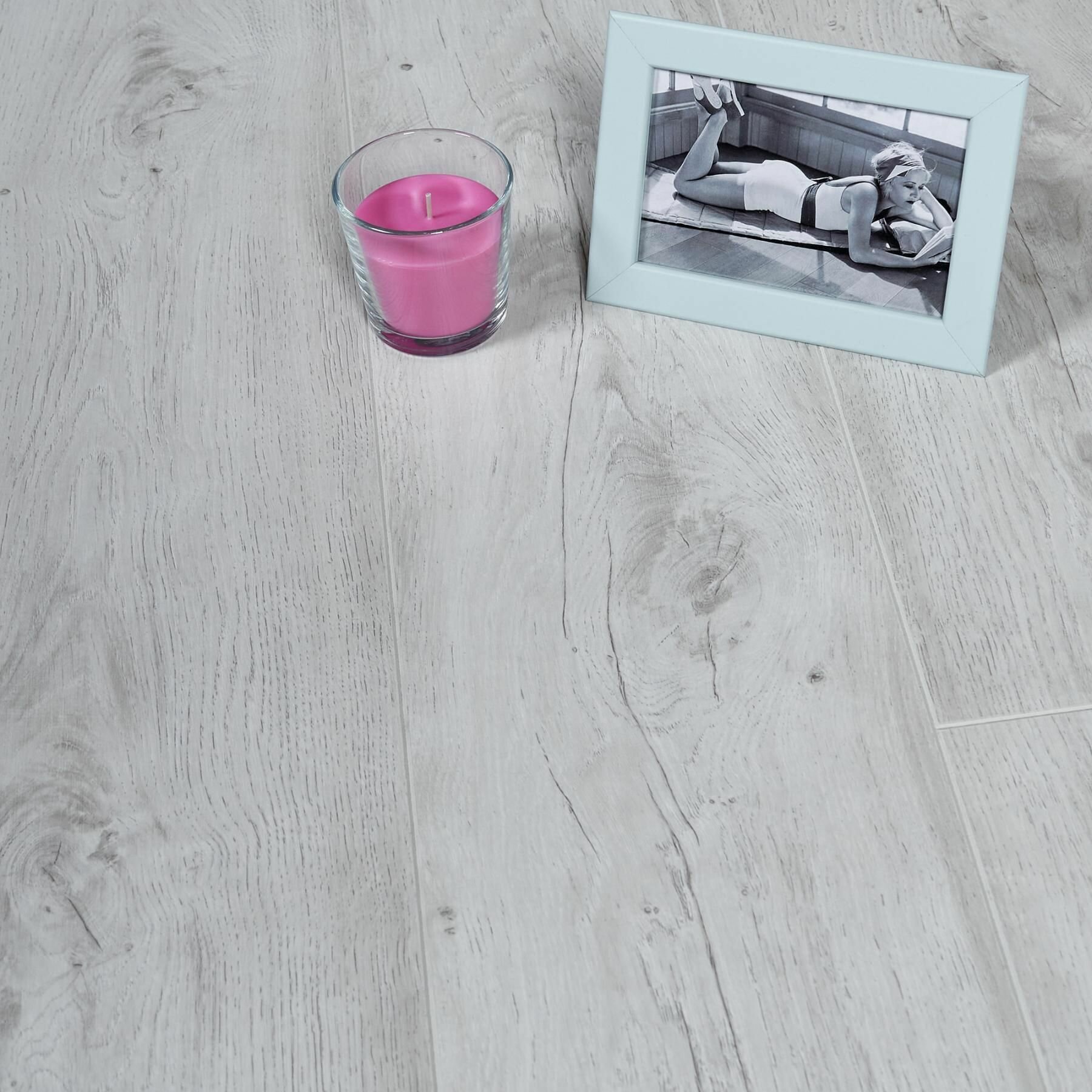 Ламинат Tarkett Poem 33 класс 10 мм Боккаччо (в уп. 6 шт./1.503 м2)