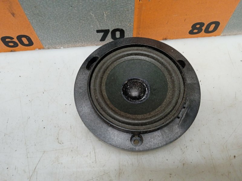 Б/У Ленд Ровер Рендж Ровер 3 Динамик Land Rover Range Rover 2004 3, L322 292830 LAND ROVER арт. XQM000250