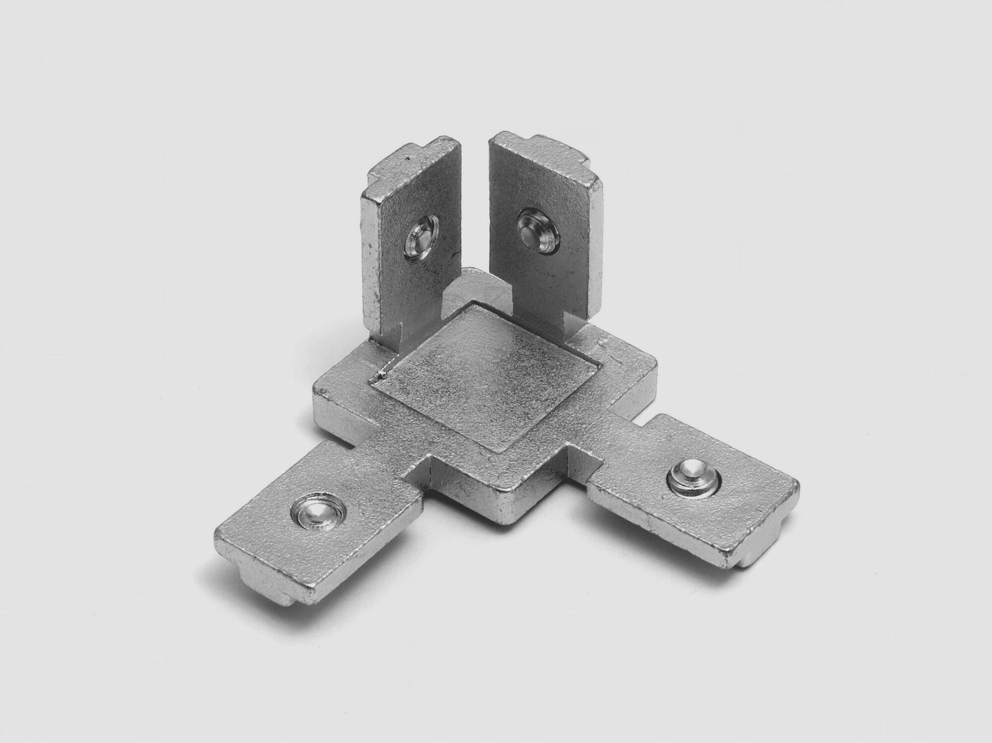 3-х сторонний соединитель 30х30, паз 8, D62 / 1 шт / соберизавод