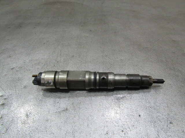 Фоpсунка дизельная элeктричeскaя двигателя D2066 MAN TGX, TGS, TGA