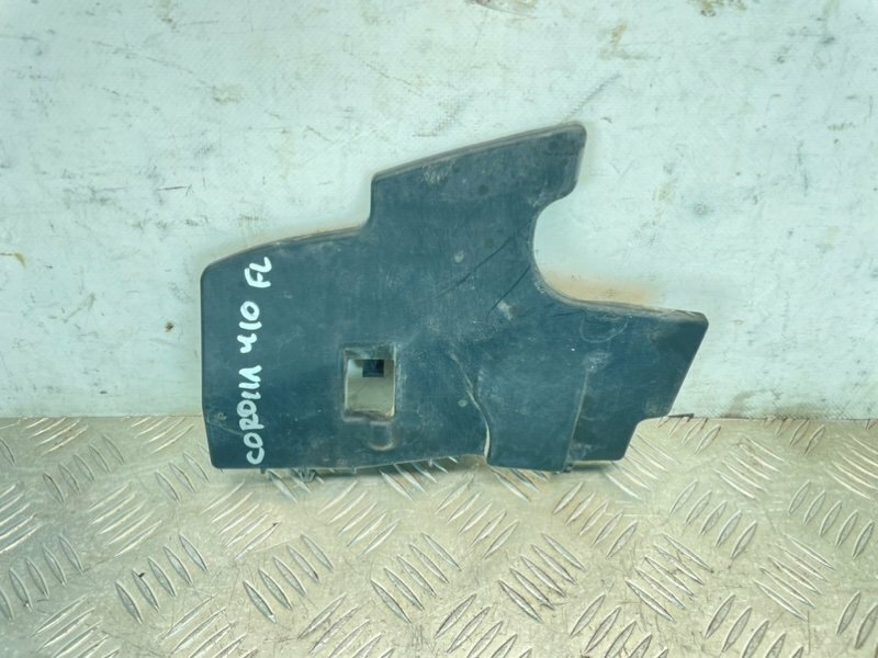 Б/У Дефлектор радиатора toyota corolla 2006 ZRE151L 1ZRFE Перед. Лев. 55756 TOYOTA арт. 5329412060