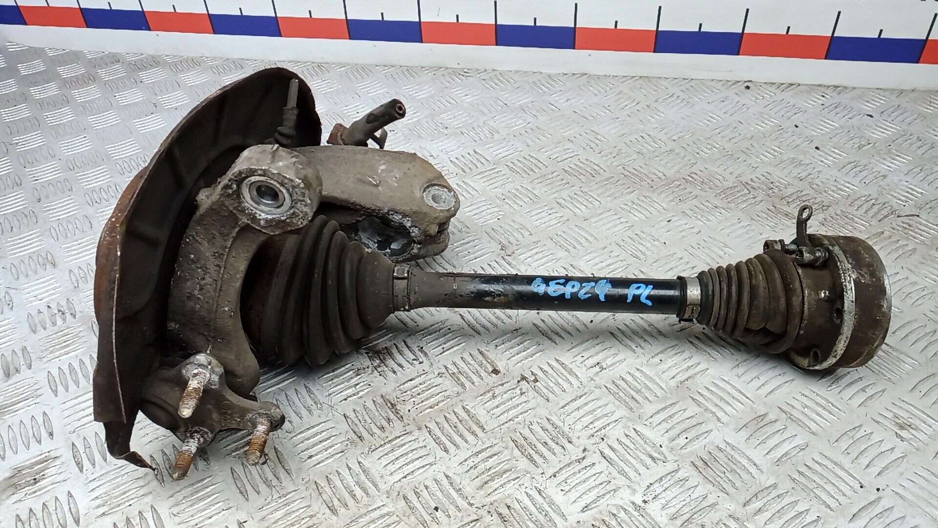 Привод передний левый VOLKSWAGEN PASSAT B6