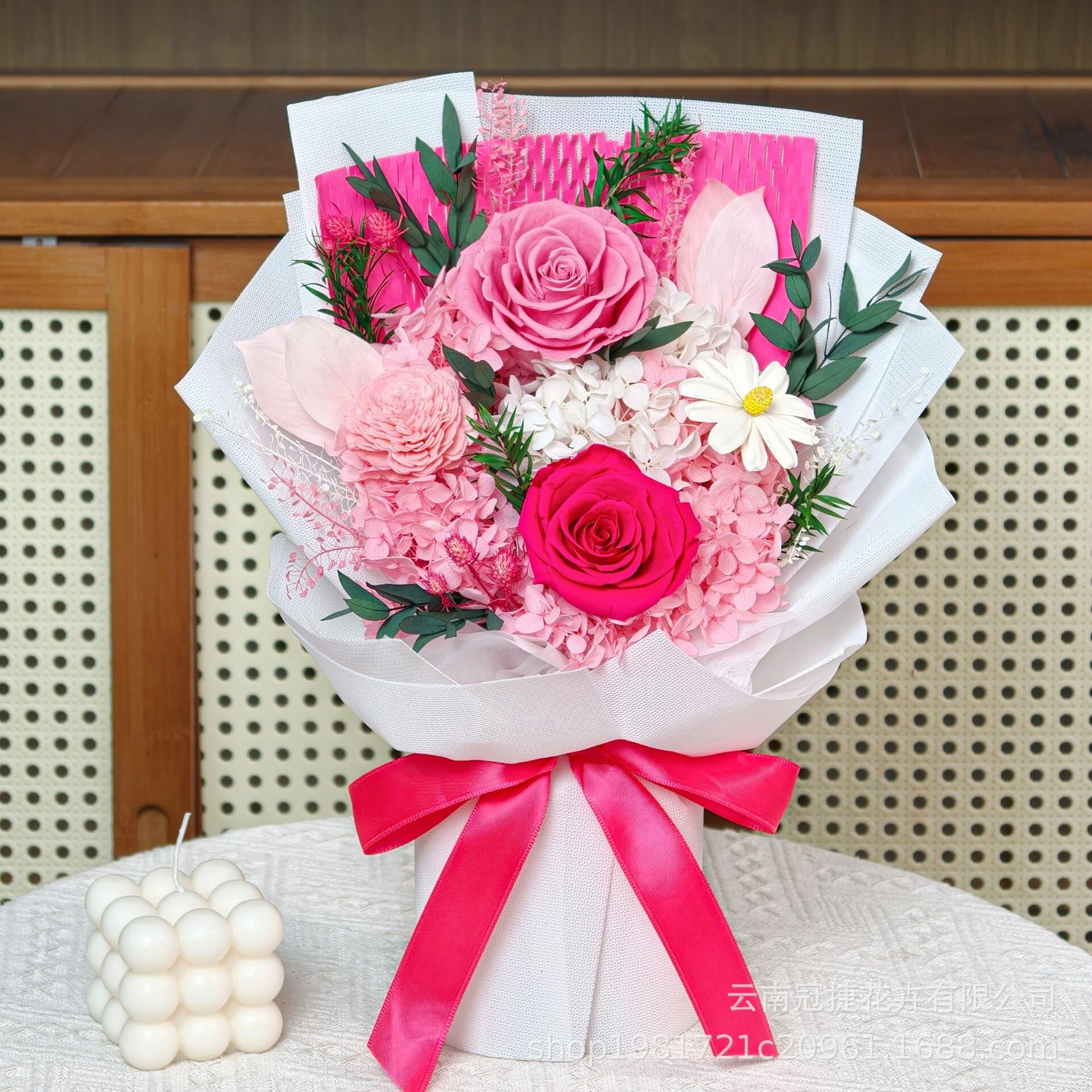 Засушенные розы, подарок на День матери, небольшой букет на День святого Валентина, букет из засушенных цветов, готовая подарочная коробка