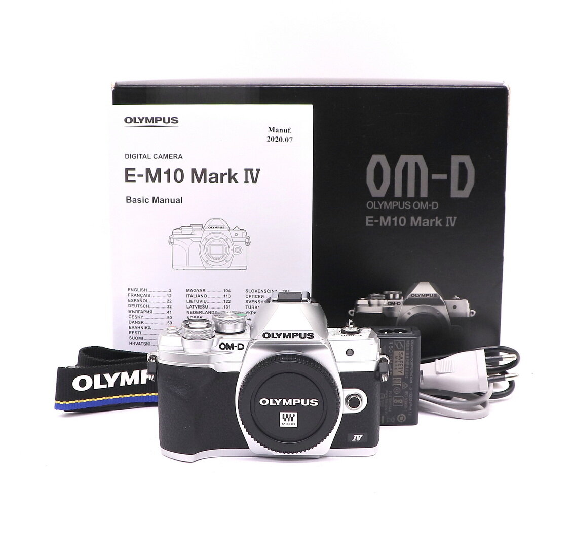 Olympus OM-D E-M10 Mark IV body silver в упаковке (пробег 7460 кадров)