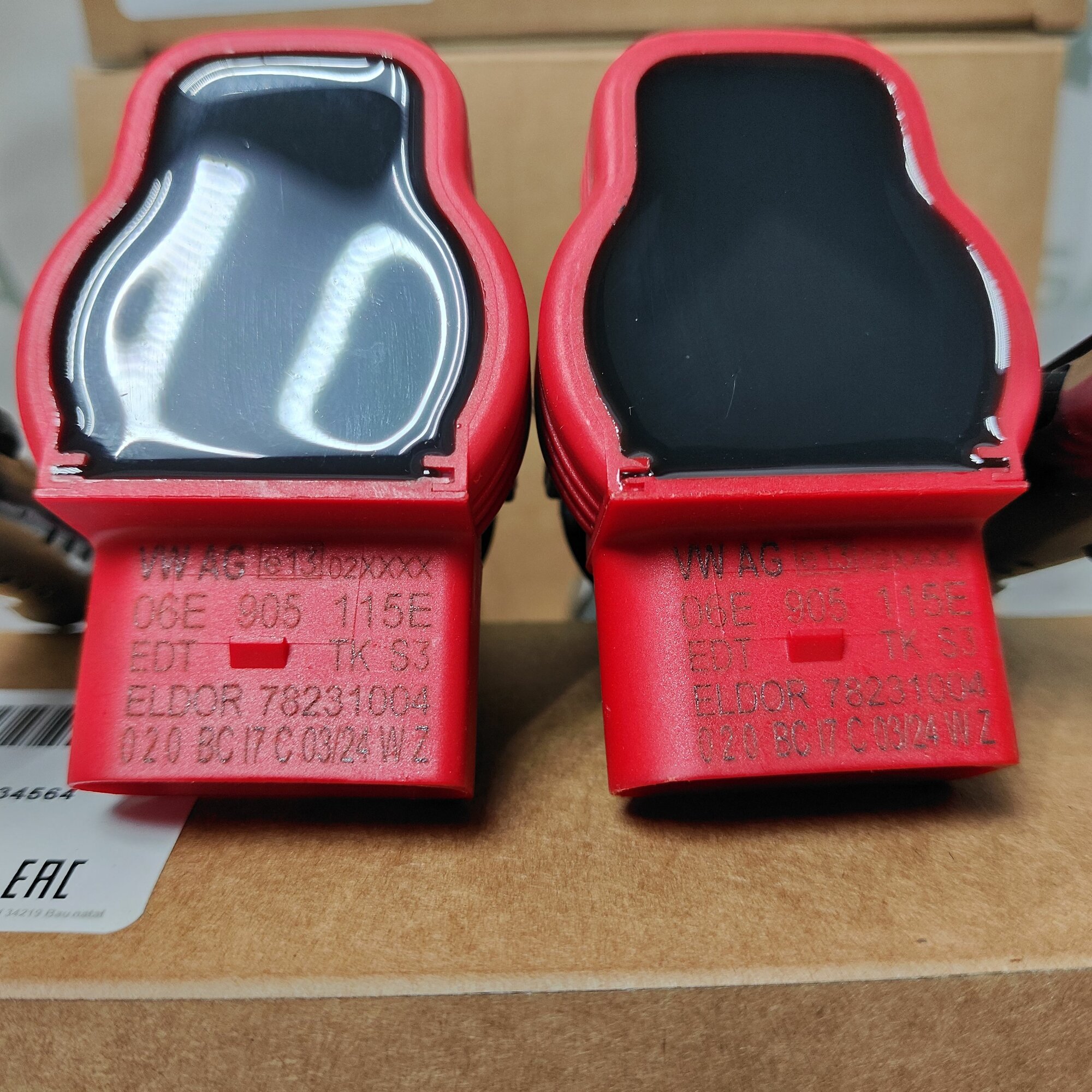 Катушка зажигания для Audi R8 Audi VW Touareg I, II 06-06E905115F 06E905115E