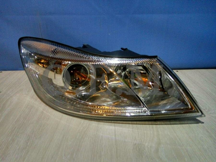 O.E.M. OEM0007FR Фара правая Skoda Octavia 2 A5 2008-2013, галоген