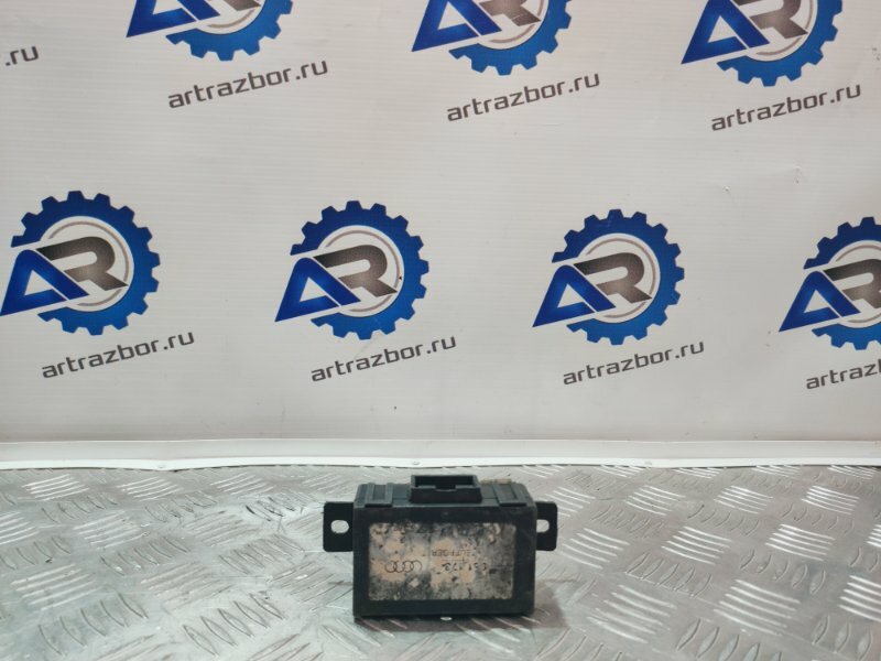 Б/У Блок управления центральным замком Audi S6 C5 / Ауди S6 C5 4.2 2003