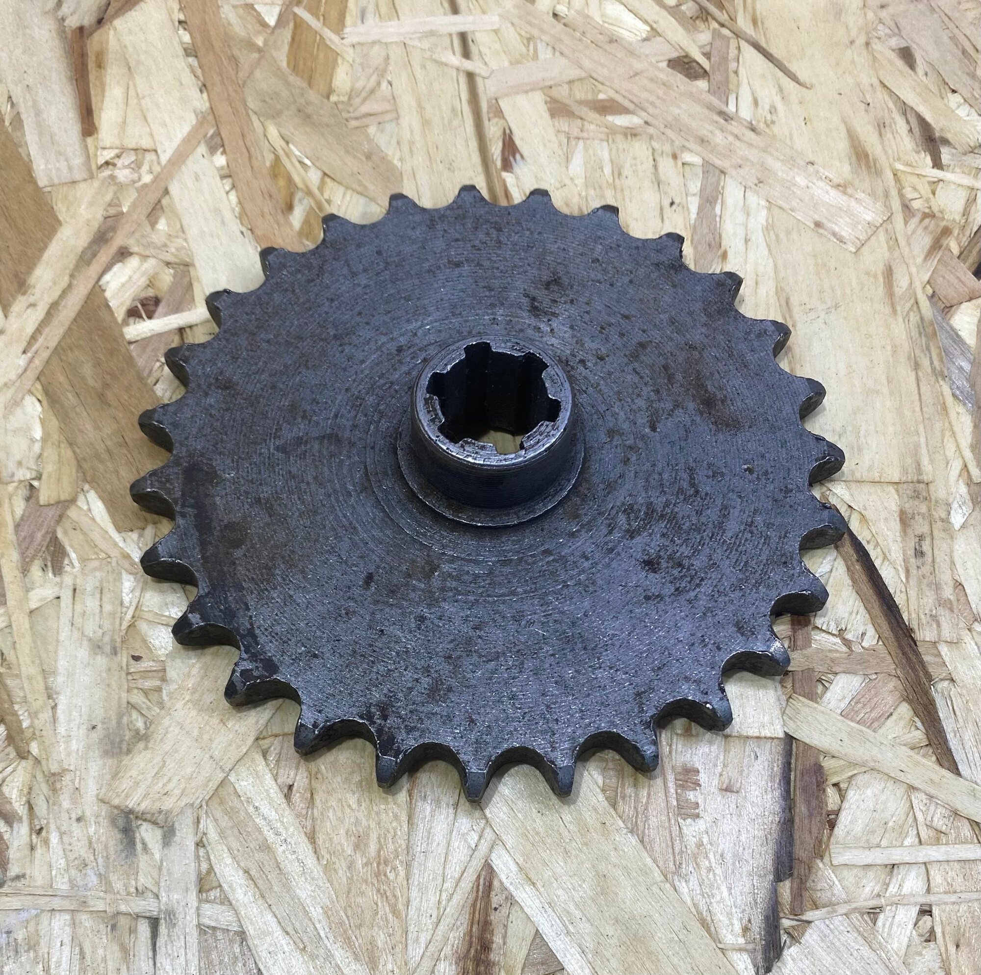 Звезда ведомая муравей 27 зубов. СССР