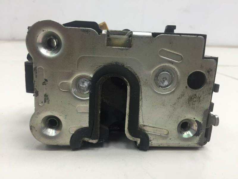 Замок двери задней левой Renault Duster 2012 кат.номер: 825035599R