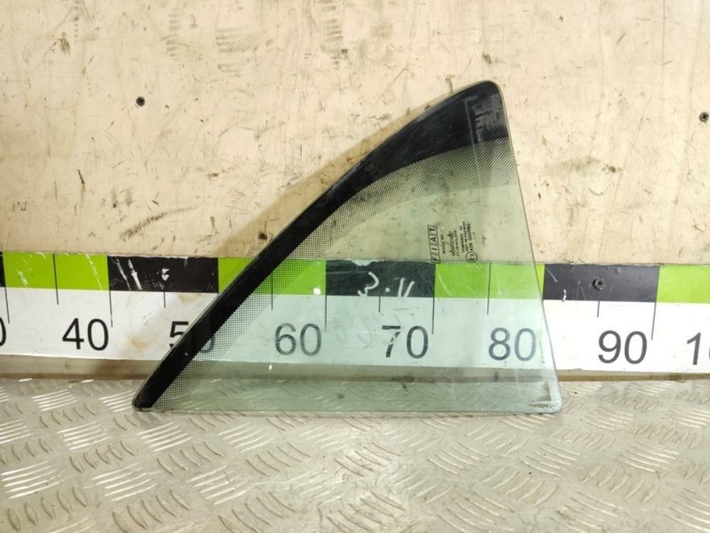 Стекло двери задней левой форточка FIAT Marea 1996-2002 7795513