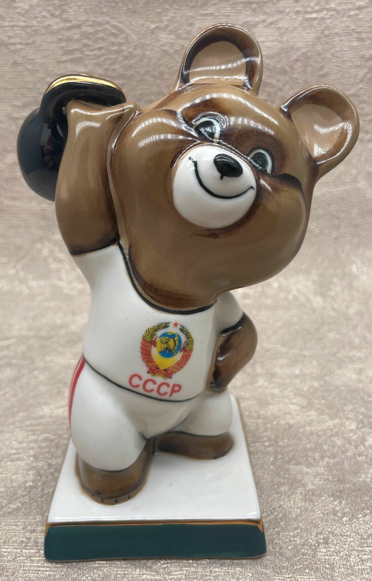 Олимпийский мишка 1980 с гирей, гиревой спорт. Современное производство Вербилки