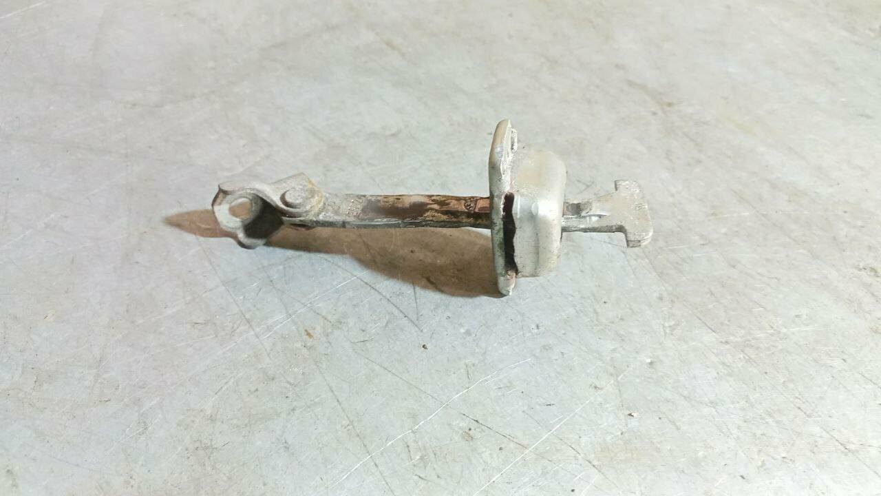 Ограничитель открывания двери Toyota Aygo AB10 (2005 - 2008)