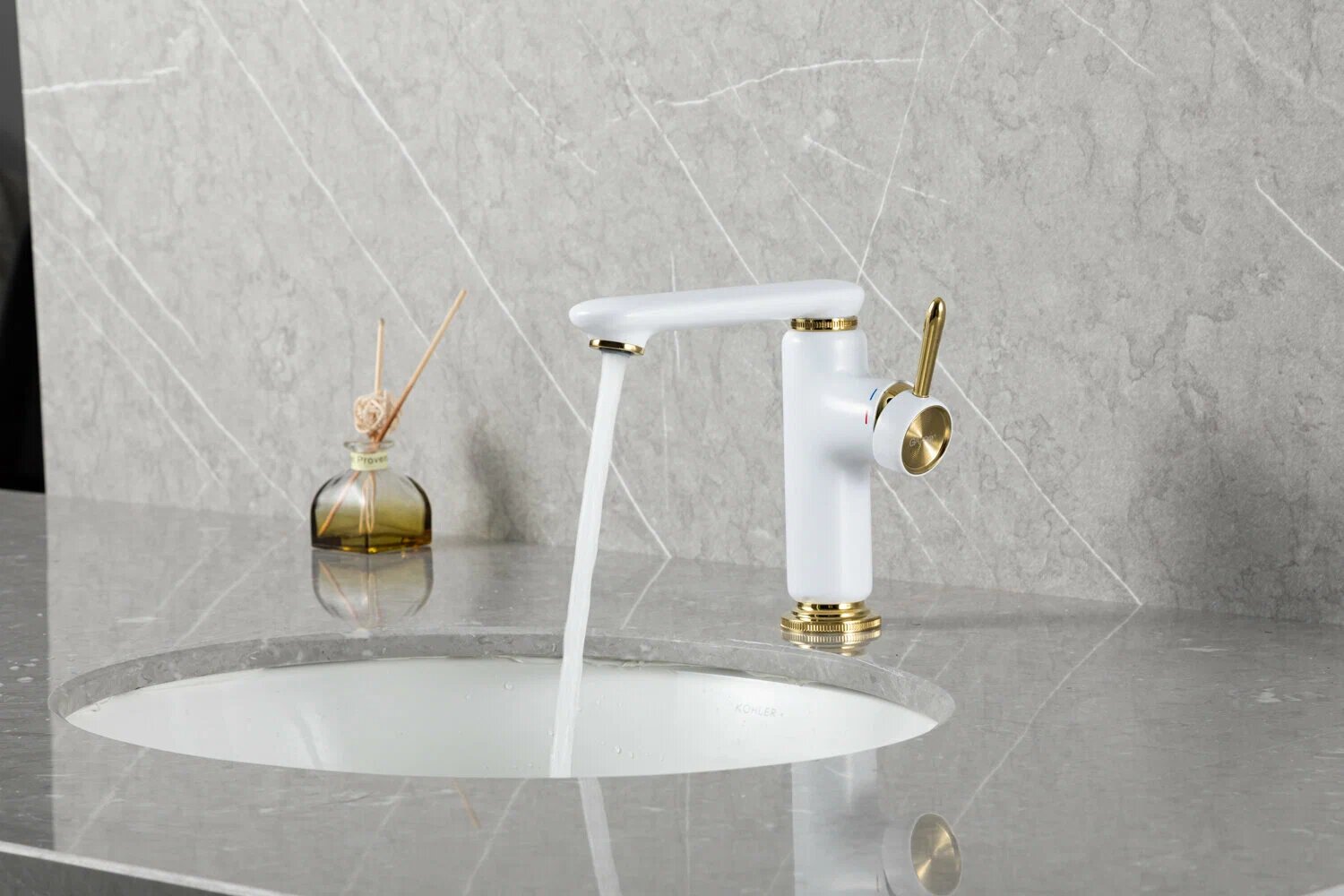 Смеситель для раковины Gappo G1009-83, белый/матовое золото