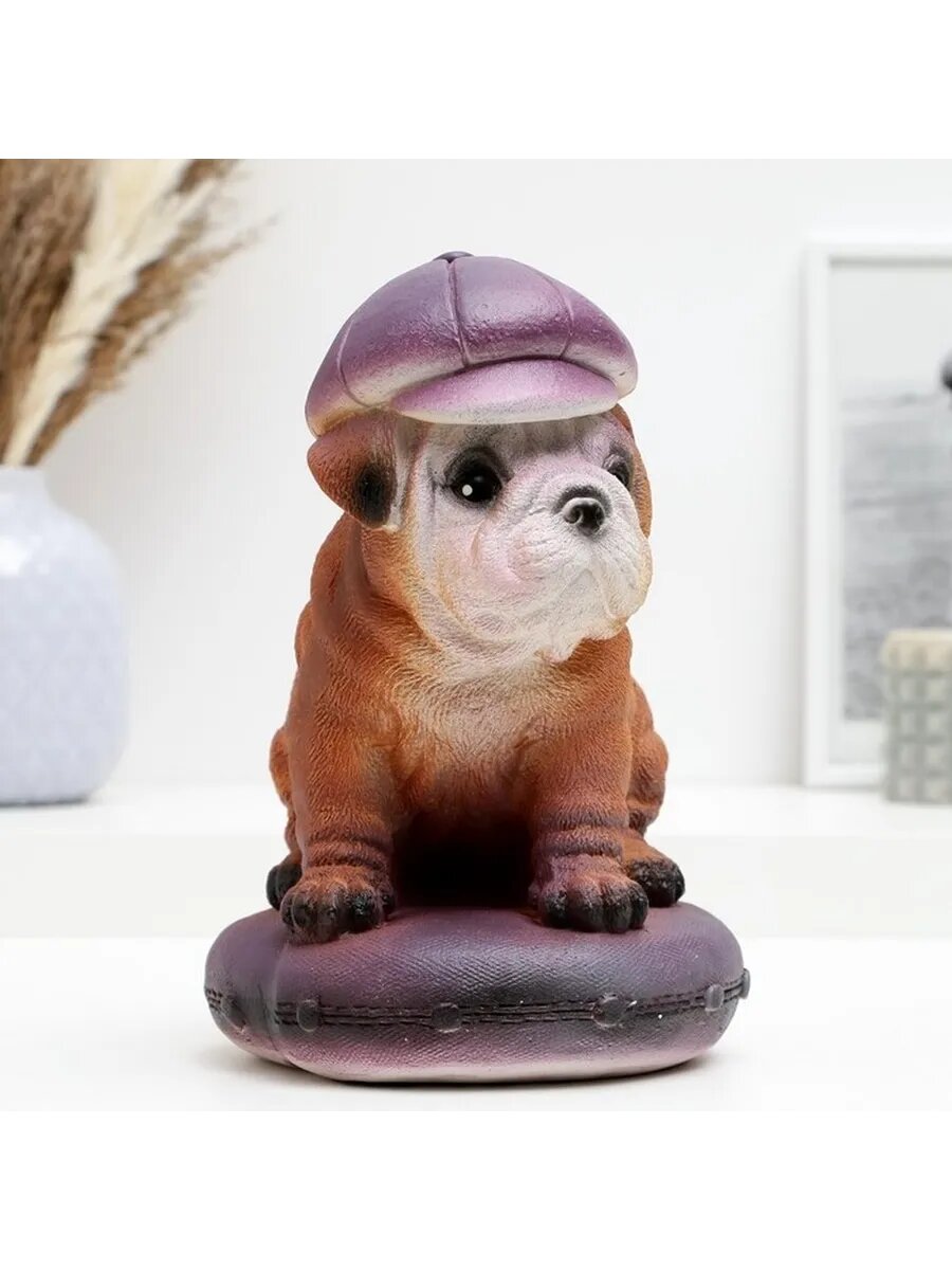 Стильная копилка с собакой в кепке, 19 см