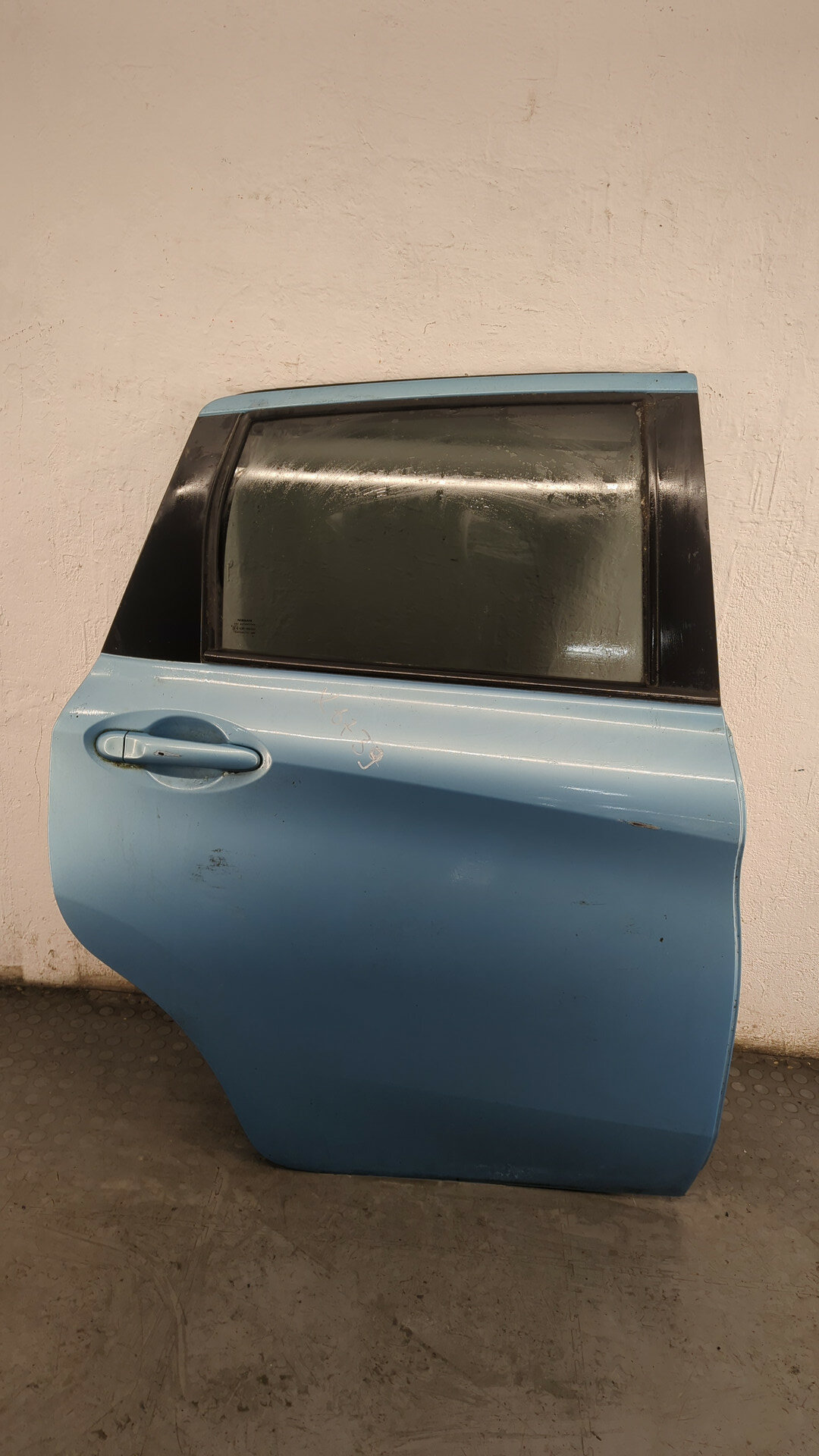 Дверь боковая (легковая) правая задняя Nissan Note E12 Б/У