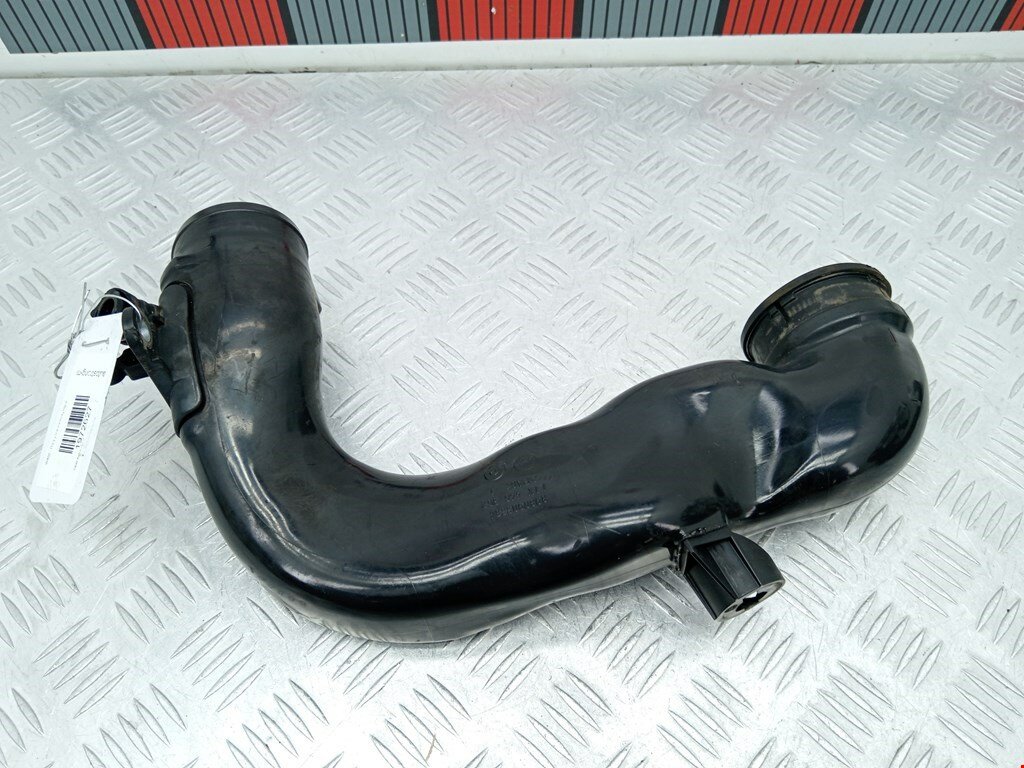 Патрубок интеркулера Opel Astra J 8980903684 арт. 1972627