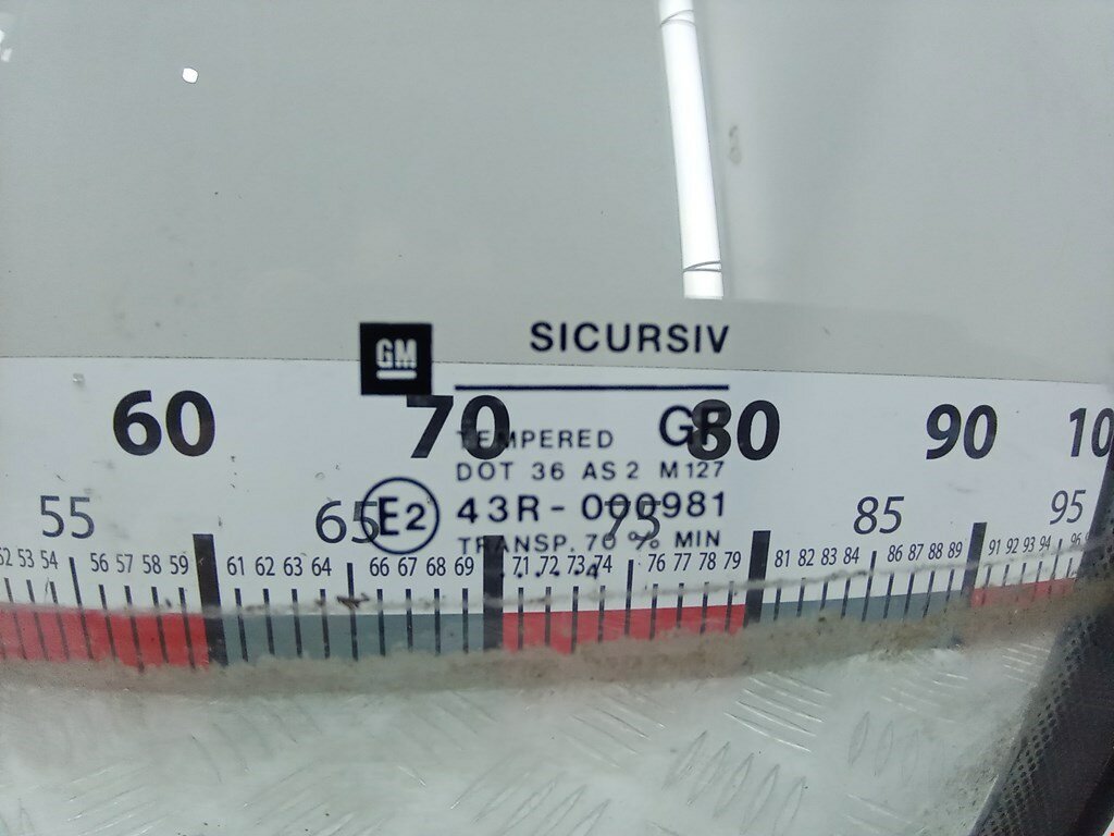 Стекло двери передней левой Opel Omega B 90459507 арт. 2061088