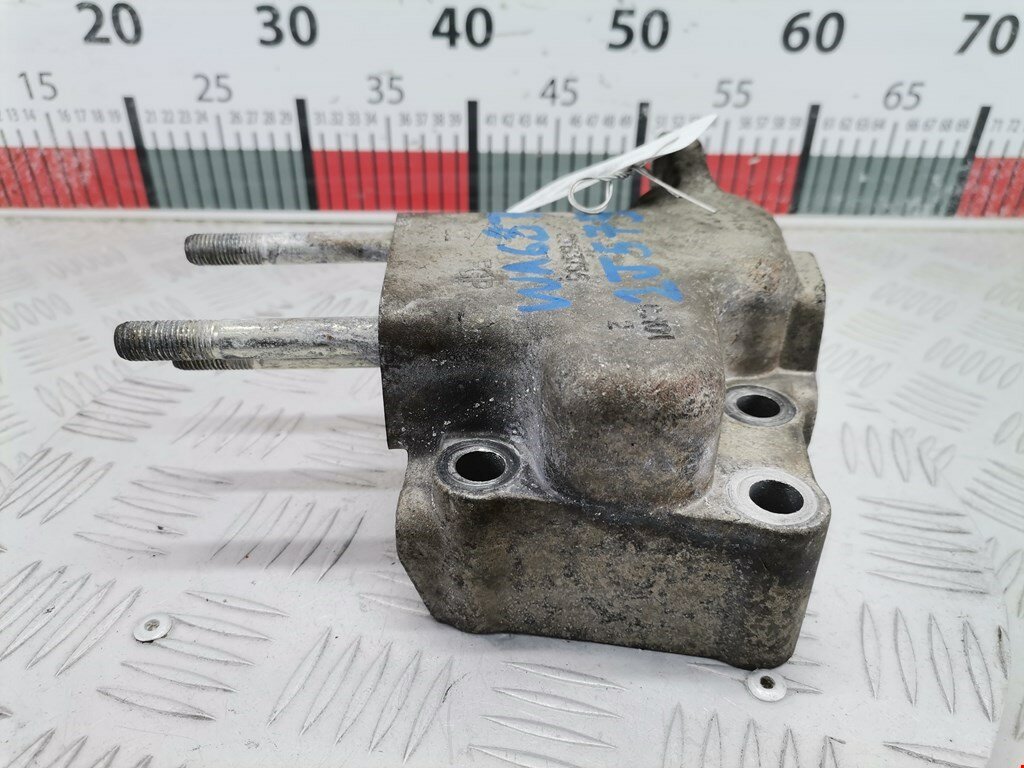 Кронштейн (крепление лапа) двигателя Fiat Panda 2 (169) 55193756 арт. 2060101