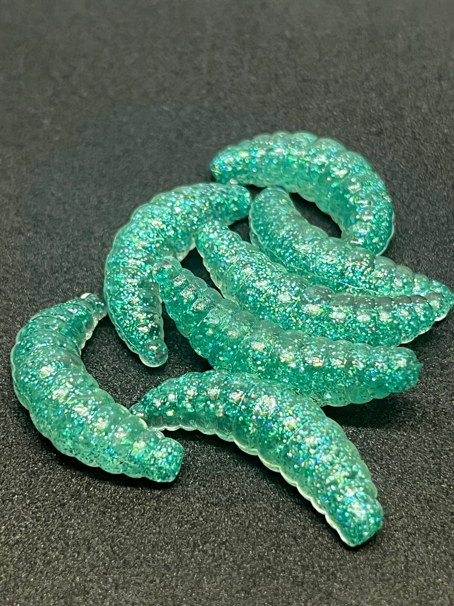 Съедобная, плавающая силиконовая приманка. Maggot 1.3 Бирюза